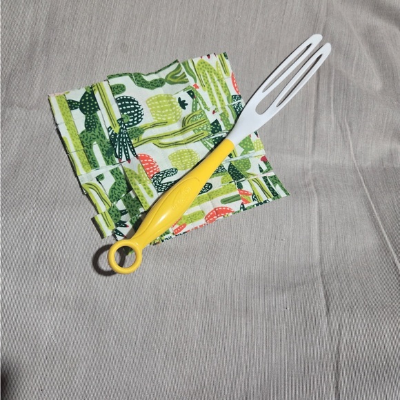 Other | Yellow And White Cactus Print Sustainable Duster Pad Listing ...